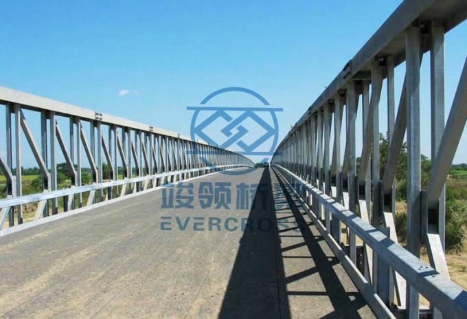 Customizable GW D Type SS Metal Pedestrian Bridge For Large Span